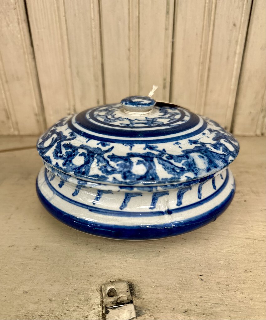 Blue & White Spongeware Butter Dish W/ Cream Seperator – Franklin's